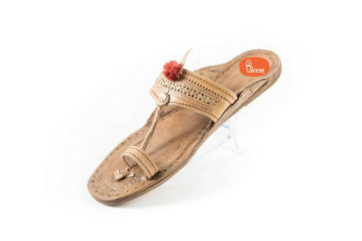 Moja Shape Red Gonda 4 Veni Kolhapuri Chappal For Women | Vhaan